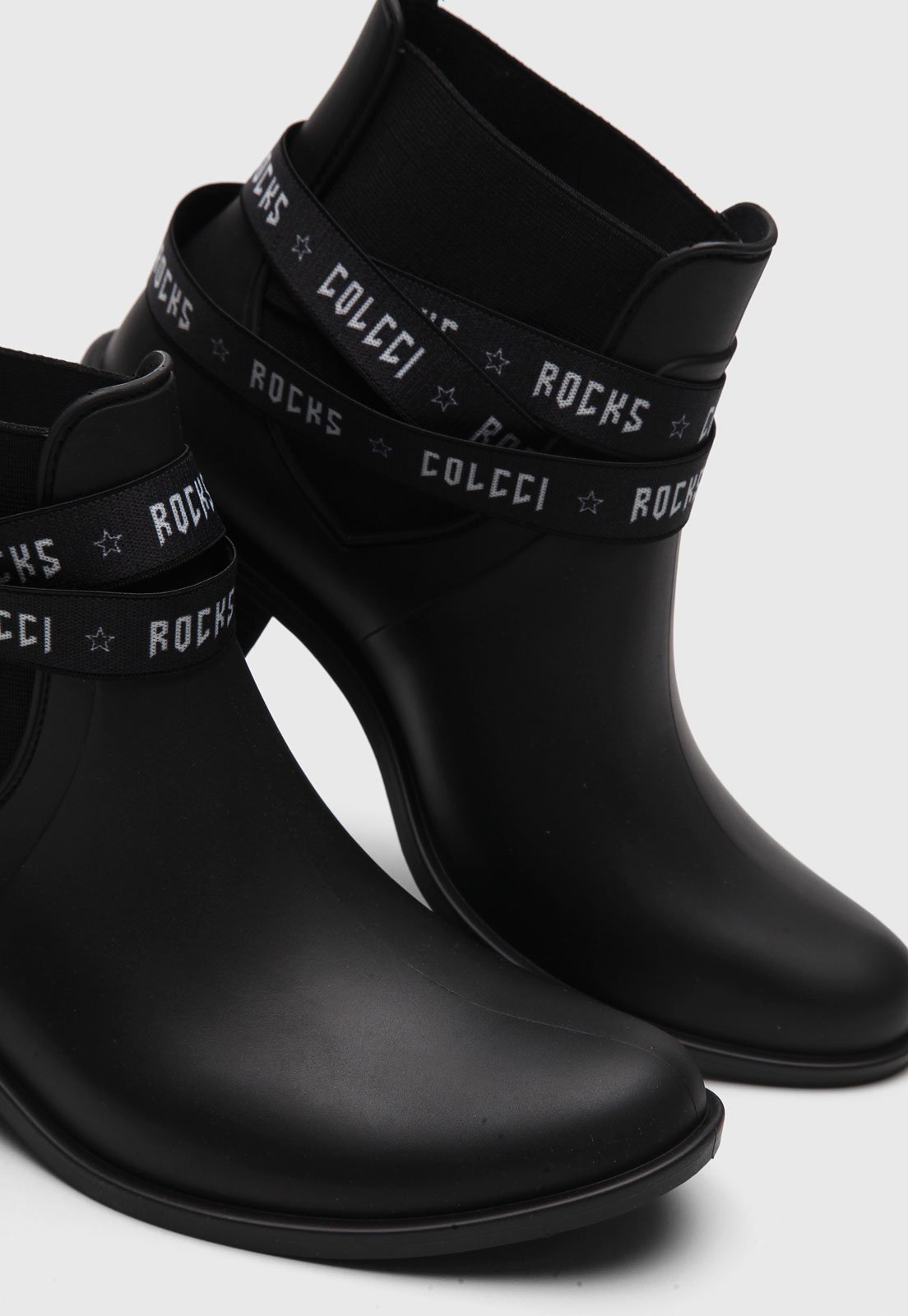 Bota Chelsea Colcci Lettering Preta - Compre Agora | Dafiti Brasil