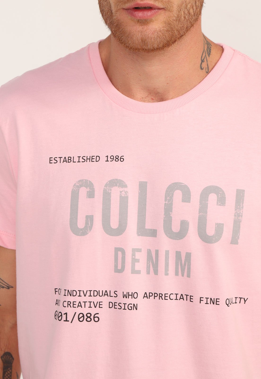 Camiseta Colcci Logo Rosa - Compre Agora | Dafiti Brasil