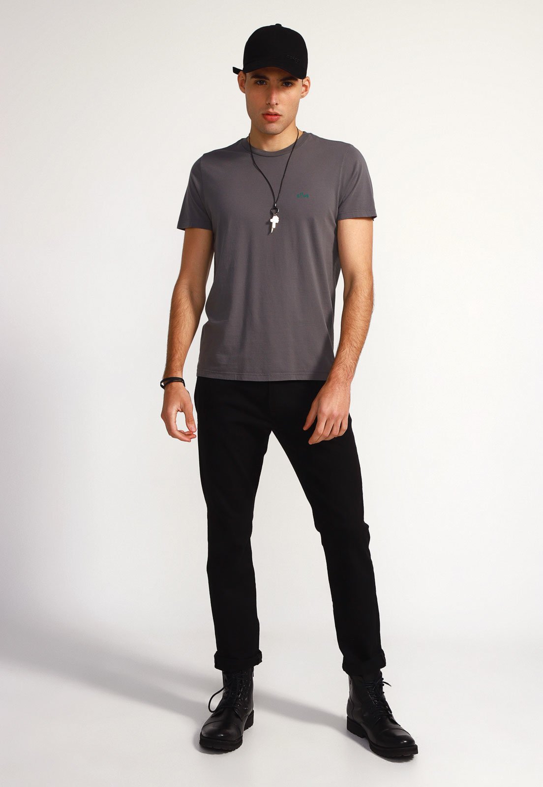 Camiseta Ellus Logo Cinza - Compre Agora | Dafiti Brasil Camiseta Ellus Logo Cinza - Compre Agora | Dafiti Brasil