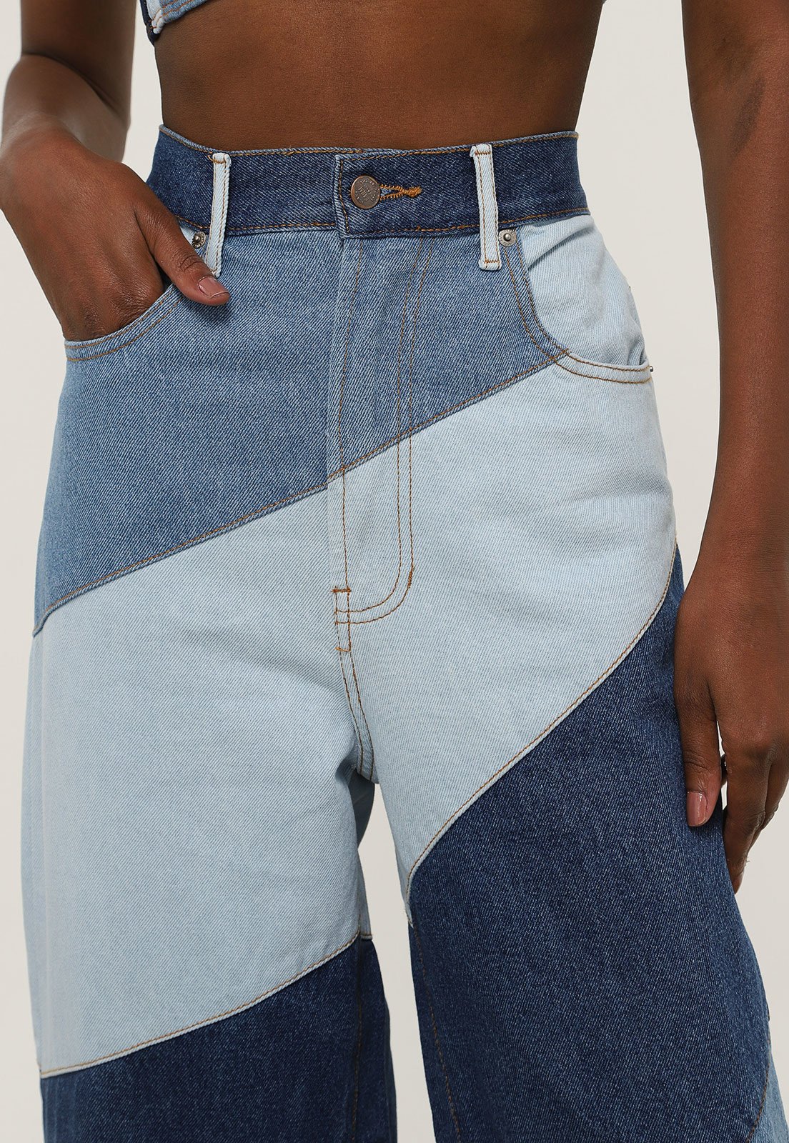 Calça Jeans FARM Wide Leg Patch Diagonal Azul - Compre Agora | Dafiti ...