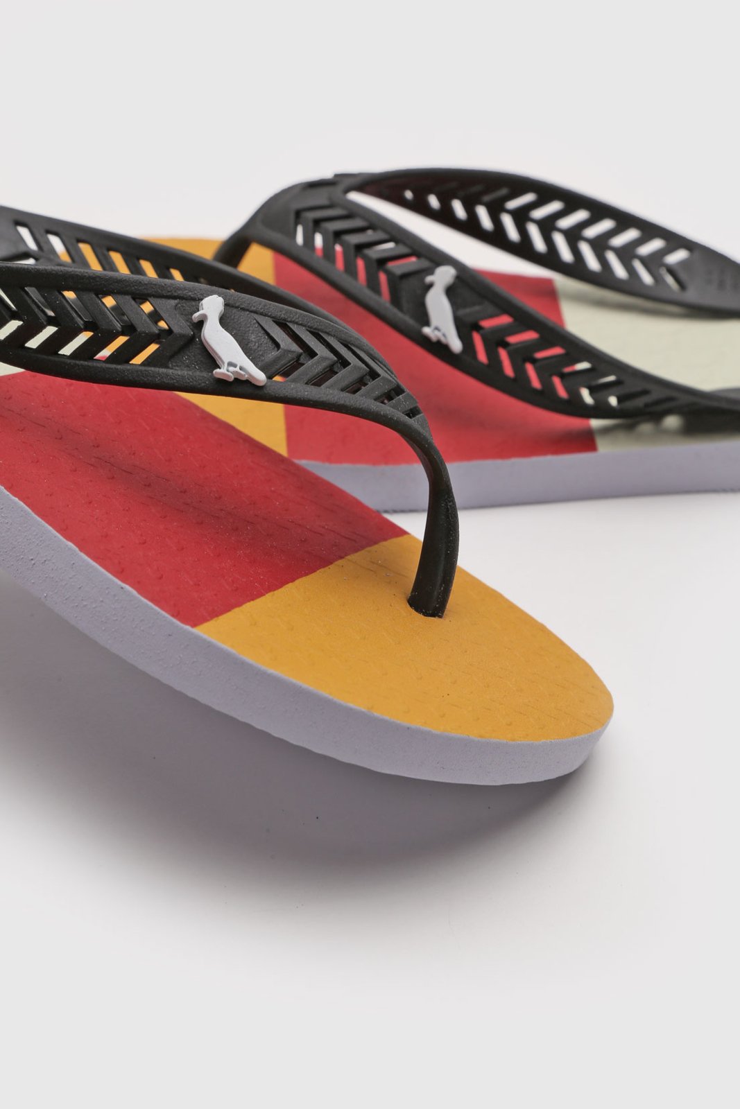 Chinelo Reserva Color Block Branco - Compre Agora | Dafiti Brasil