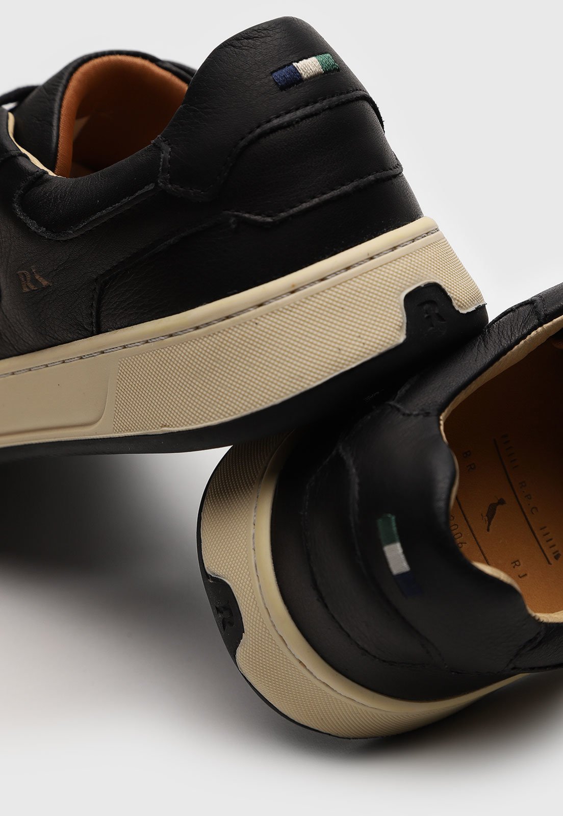 Tênis Reserva Rover Preto - Compre Agora | Dafiti Brasil